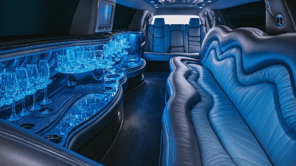 Dodge Challenger Limo Rental | Hummer Limo Ride